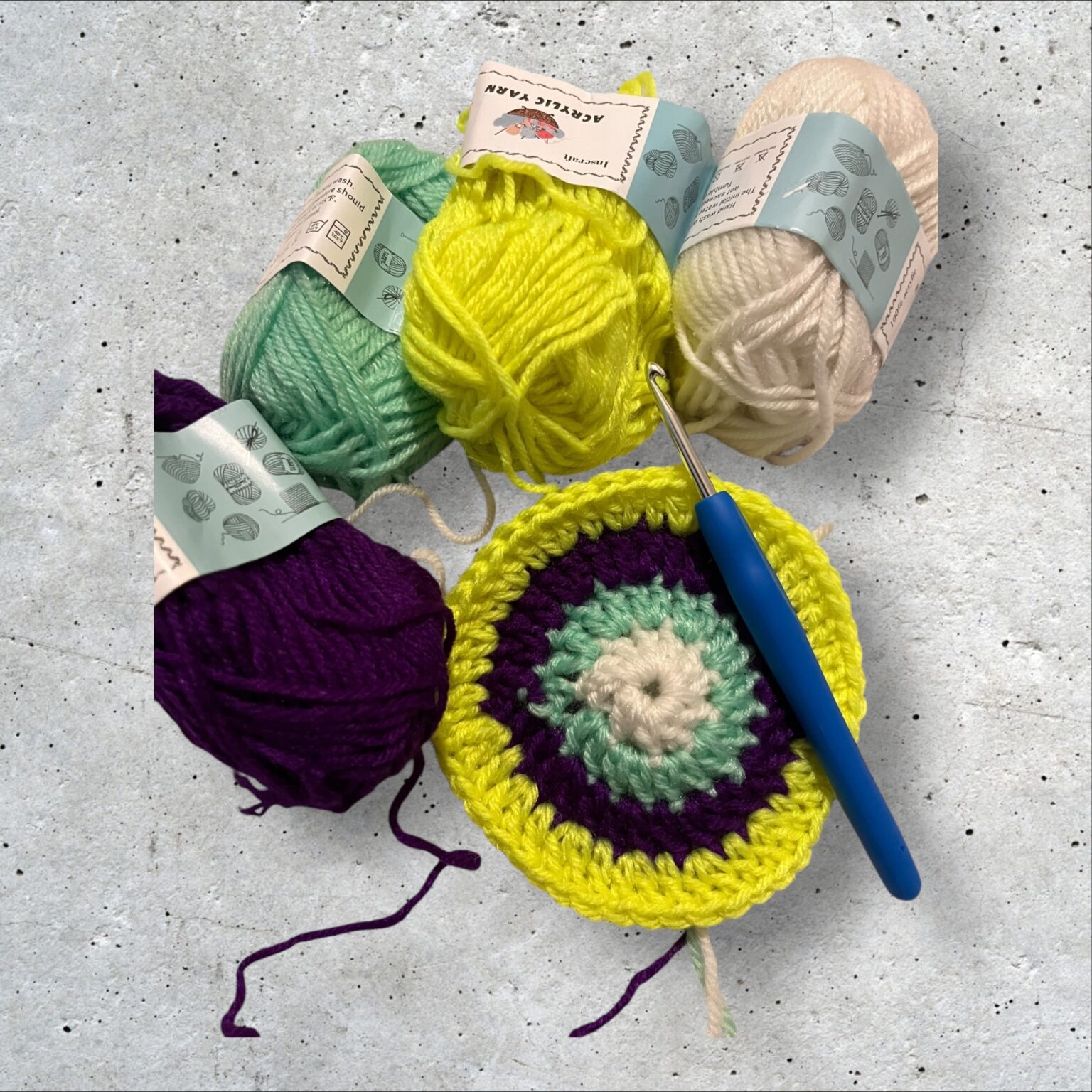 Granny Square Crochet Workshop - Tata Christiane