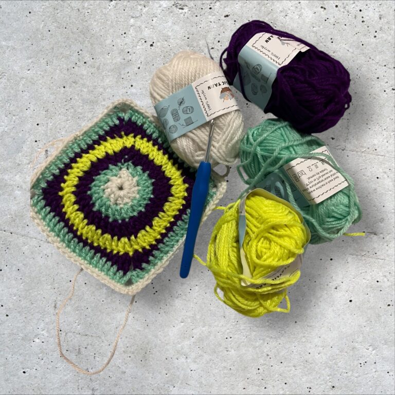 Granny Square Crochet Workshop - Tata Christiane